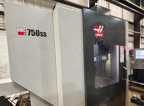 5-osni obradni centar Haas UMC-750SS