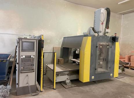 Obradni centar - 5 os SAHOS DYNAMIC FC 3000 CNC