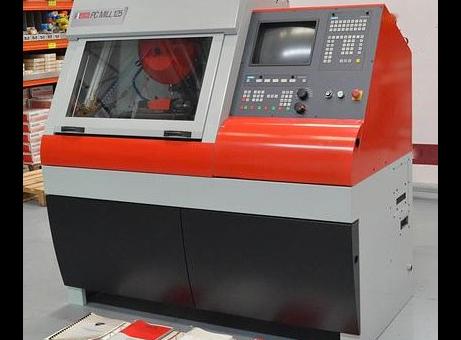 cnc mašina za glodanje tipa kreveta EMCO PC MILL 125