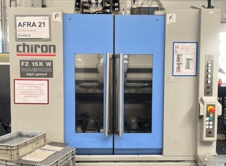 Vertikalni obradni centar CHIRON FZ 15 KWM HS