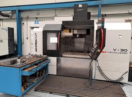 Vertikalni obradni centar MICROCUT V-30 The Challenger