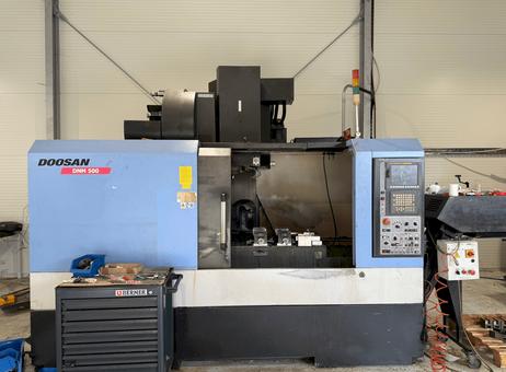 Vertikalni obradni centar DOOSAN DNM 500