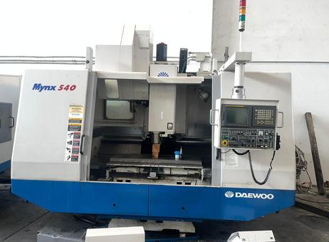 Vertikalni obradni centar DAEWOO MYNX 540
