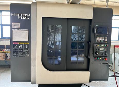 Vertikalni obradni centar Komatech 2023 Model