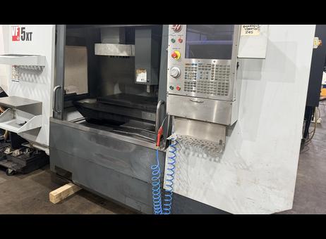 Vertikalni obradni centar HAAS VF-5XT