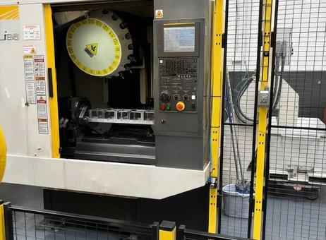 Vertikalni obradni centar FANUC ROBODRILL ALPHA D21LiB5