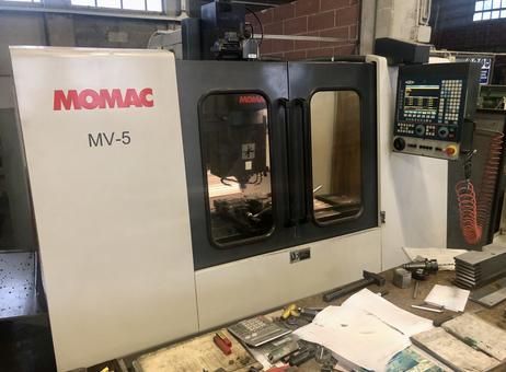 Vertikalni obradni centar Momac MV-5
