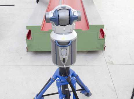 Mašinski alat LASER TRACK ION CAM2