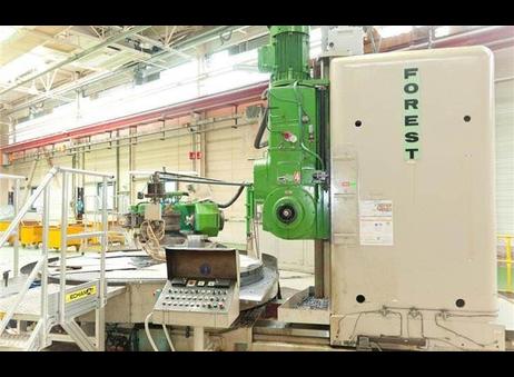 strug sa vertikalnim kupolom sa cnc Forest VH 3000S