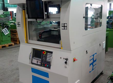 BC Technologies Chargement tambur cnc strug sa naknadno ugrađenom ASIRIL robotskom rukom