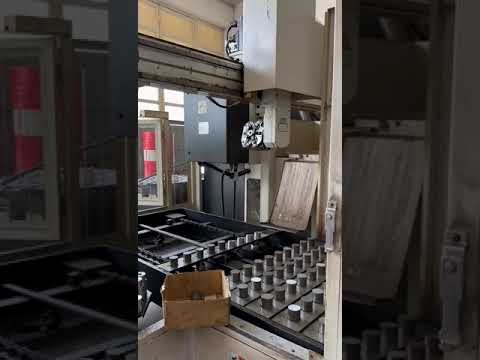 Mazak Multipleks 6100Y CNC strug sa robotom