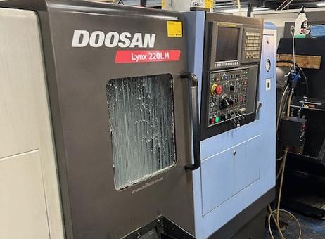 cnc strug Doosan Lynx 220LMB