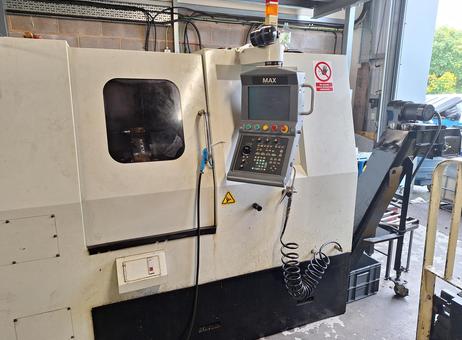 cnc strug Hurco TM8