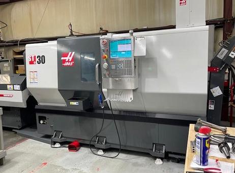 CNC strug Haas ST-30