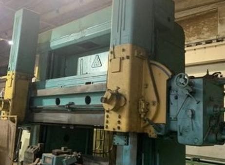 Karuselni strug Tos SK25