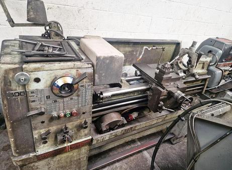 Paralelni strug Colchester Master 2500