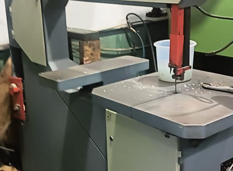 tračna testera za metal EVEI SE-1000