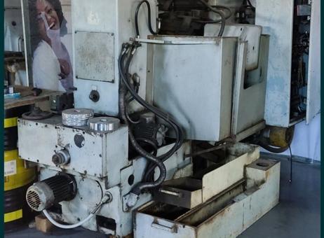 Vertikalna mašina za brušenje zupčanika CUGIR FD 250