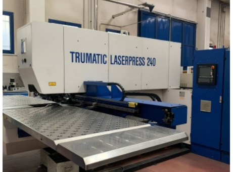 Kombinujući mašinski laser / bušilica TRUMPF Trumatic Laserpress 240