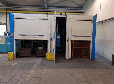 Instalacija sa automatskom presom za skidanje srha Automazioni Industriali EASY 40T