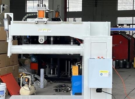 Aparat za varenje New West Longitudinal Roll Planisher