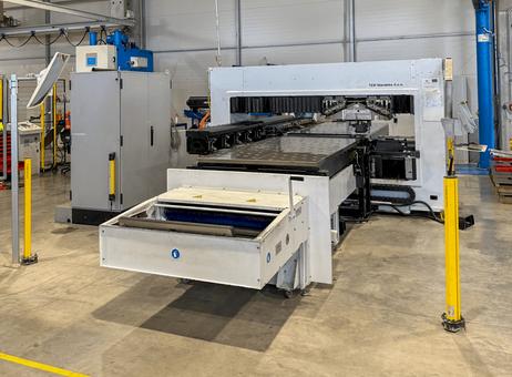 CNC mašina za probijanje TRUMPF TruPunch 1000 (S19)