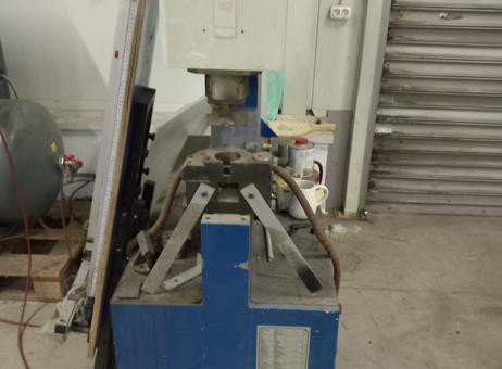 Mašina za udaranje METALLKRAFT HLS-55