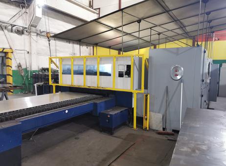 Laserska mašina za sečenje cevi TRUMPF TruLaser 3030 L20
