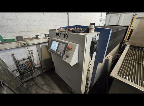 mašina za sečenje vodenim mlazom Waterjet NCT 30