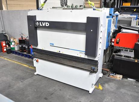 LVD PPBL 200 ton x 3100 mm