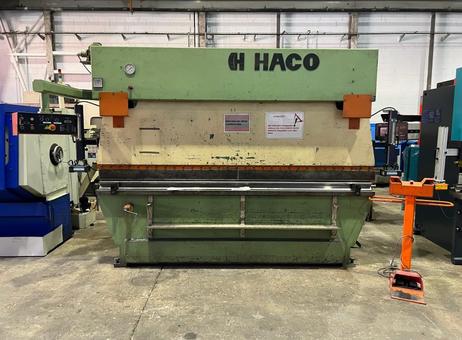 Abkant presa Haco PB 30135