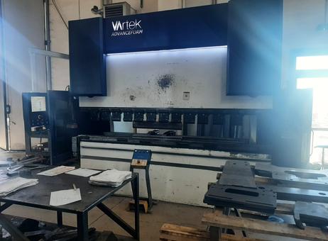 Pritisnite kočnicu cnc/nc Vartek 3100x220
