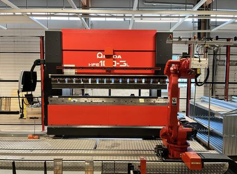 Pritisnite kočnicu cnc/nc AMADA HFE 100-3L + ASTRO 50Y