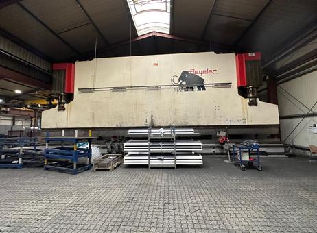 CNC abkant presa Beyeler Mammut PR10