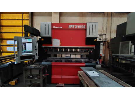 Korišćena Amada HFE 3i 5020 CNC presa-presavijač