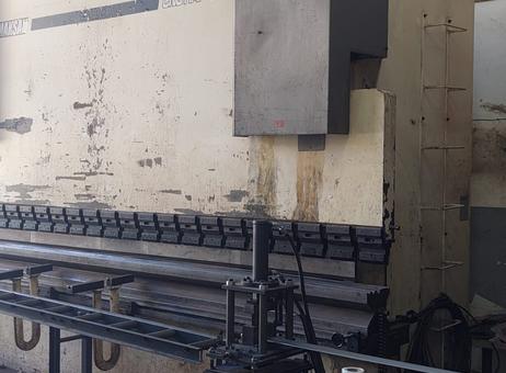 Pritisnite kočnicu cnc/nc Ermak CNC HAP 4650