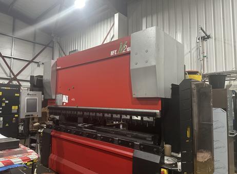 Pritisnite kočnicu cnc/nc Amada HFE M2 EVO