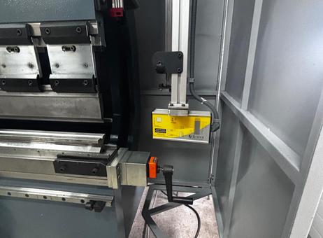 CNC abkant presa DURMA AD-R