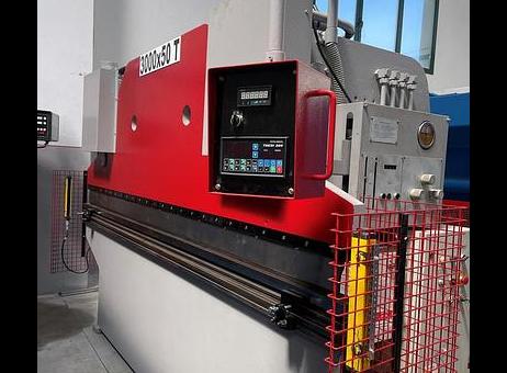 Pritisnite kočnicu cnc/nc COLGAR 3000 X 50 TON
