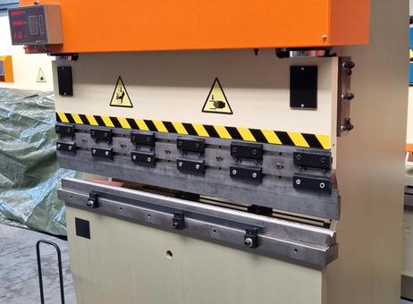 Safan SK 25-1650 Pritisnite kočnicu cnc/nc