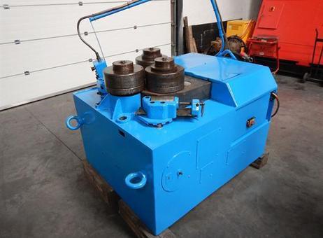 Mašina za savijanje profila Pullmax section bender