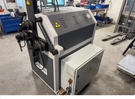 Savijači profila Amob MAH 40/3 CNC