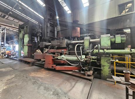 Trovaljni valjak za savijanje lima Korean Brand H/530/V310
