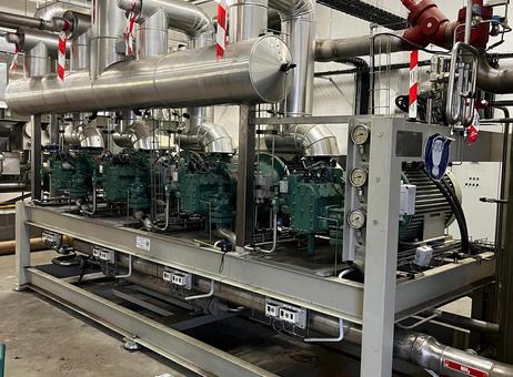 Rashladno postrojenje amonijaka 1464kV: 4k kompresora BITZER OSKA8591 (2011)