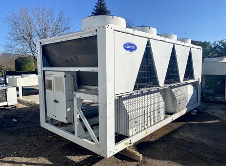 Jedinica za hlađenje vodom od 464 kW: CARRIER 30RBP 470 (2017)