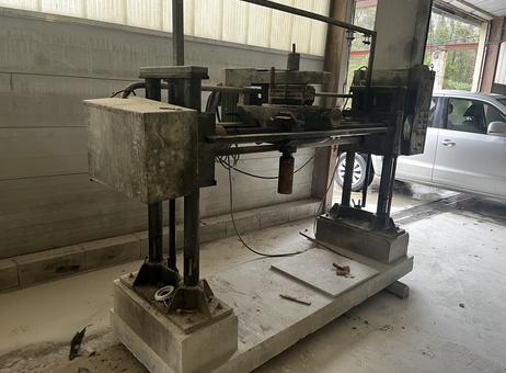 Industrijska bušilica / bušilica – van upotrebe – za rezervne delove ili popravku