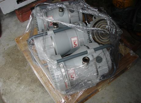 3 BOC EDWARDS XDS 35 I suve vakuumske pumpe