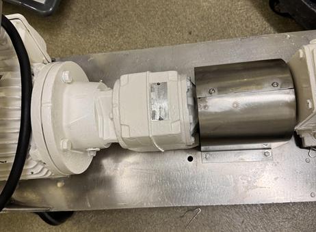 Voukeša Pump Vajt Model 30 industrijska pumpa