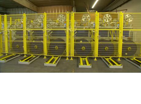 Kistner Anlagenbau GmbH Horizontal Abwickler / Aufwichler mit fliegender Welle