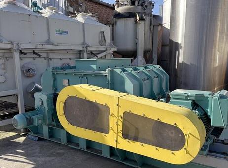 LESSINE čekićna drobilica sa vibracionim dodavačem AV 1250 (2016, nikada korišćena)